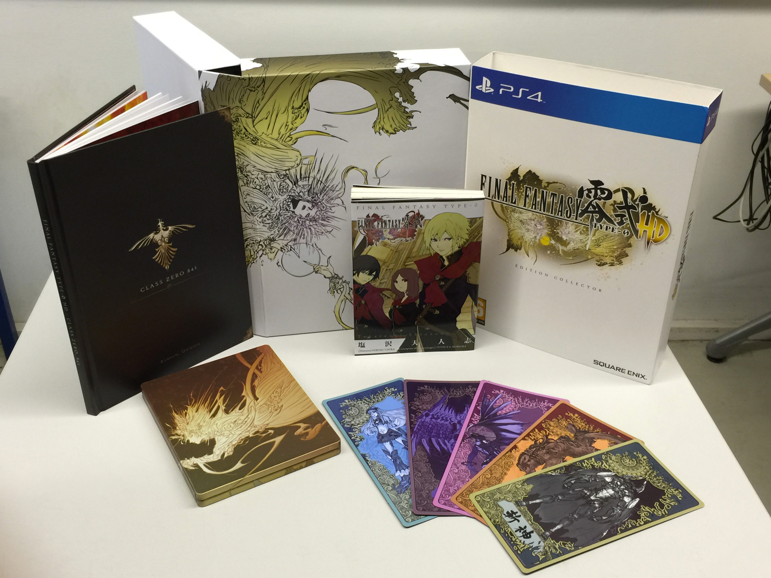 Unboxing - Final Fantasy Type-0 HD en édition collector • Geek ...
